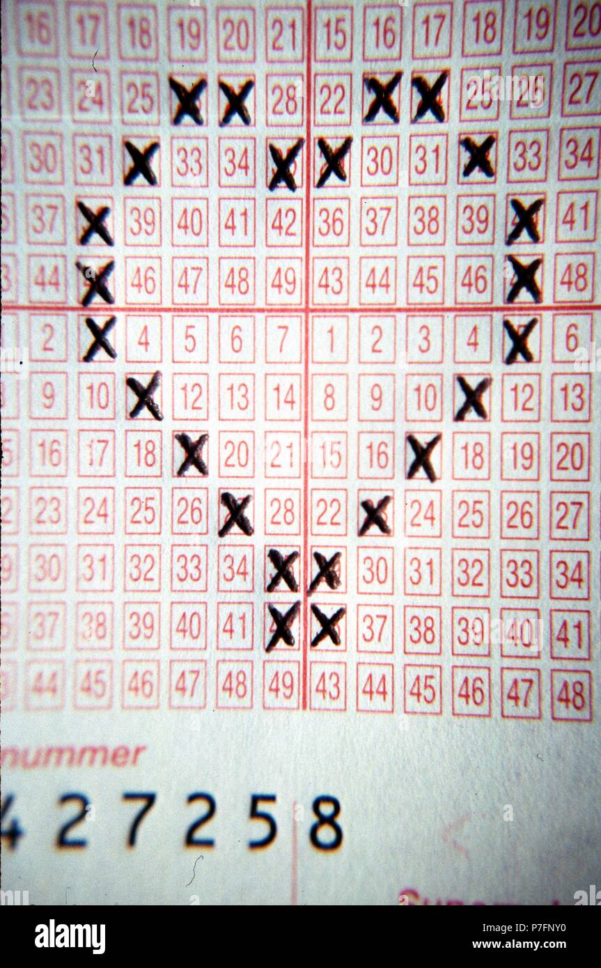 Berlin heart hi-res stock photography and images - Alamy