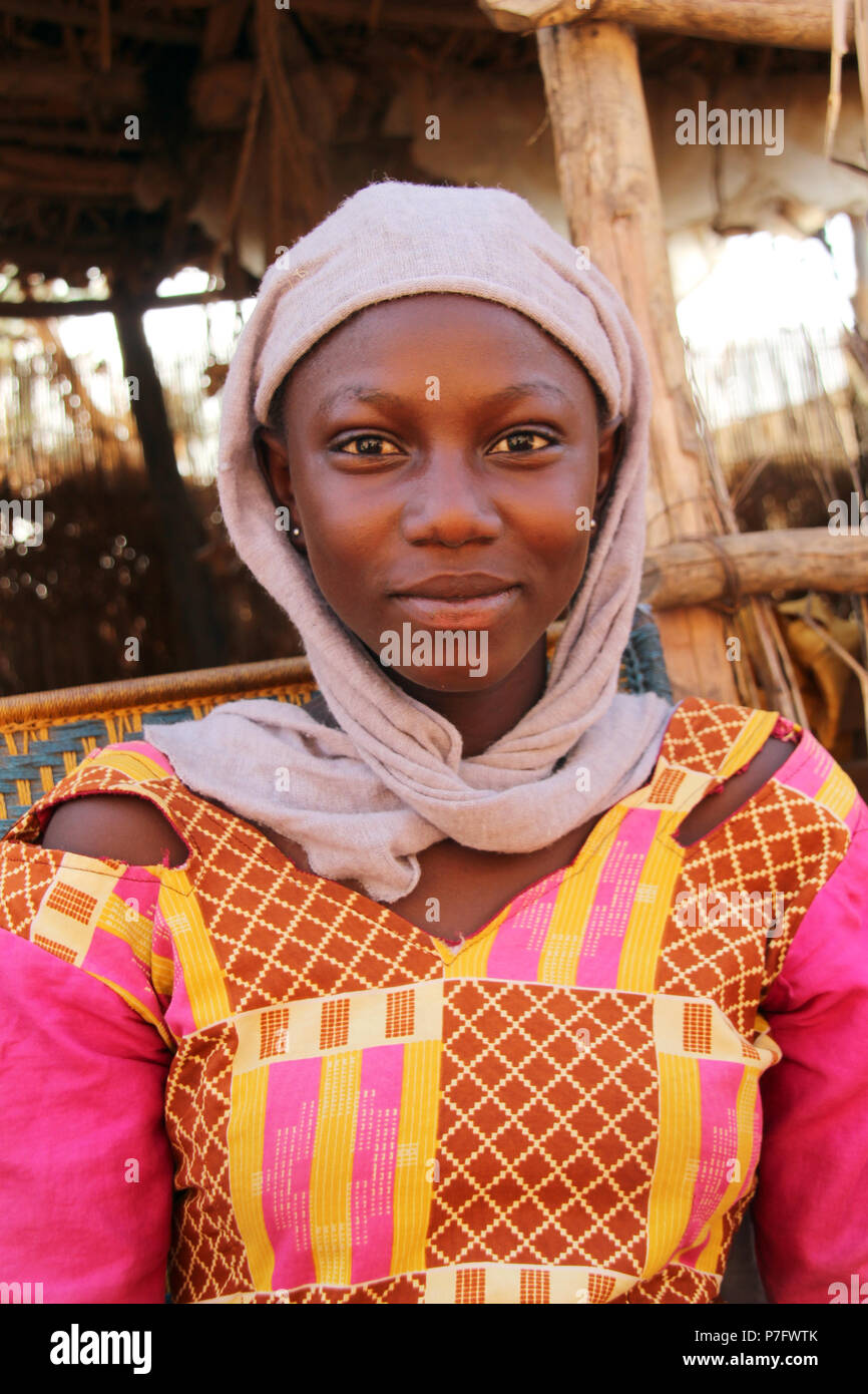 Mopti sevare hi-res stock photography and images - Alamy