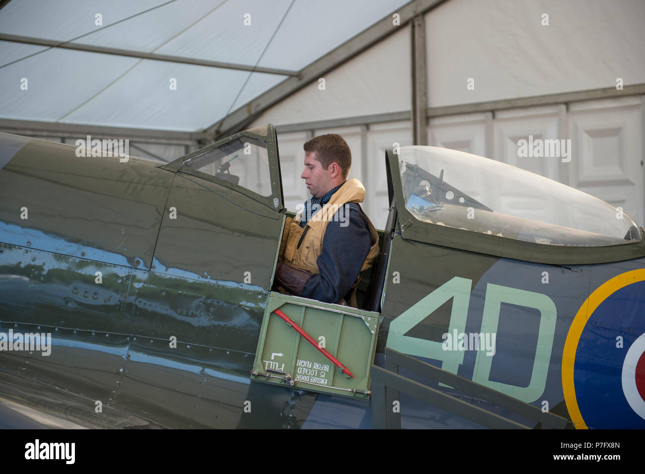 Raf flying kit hi-res stock photography and images - Alamy