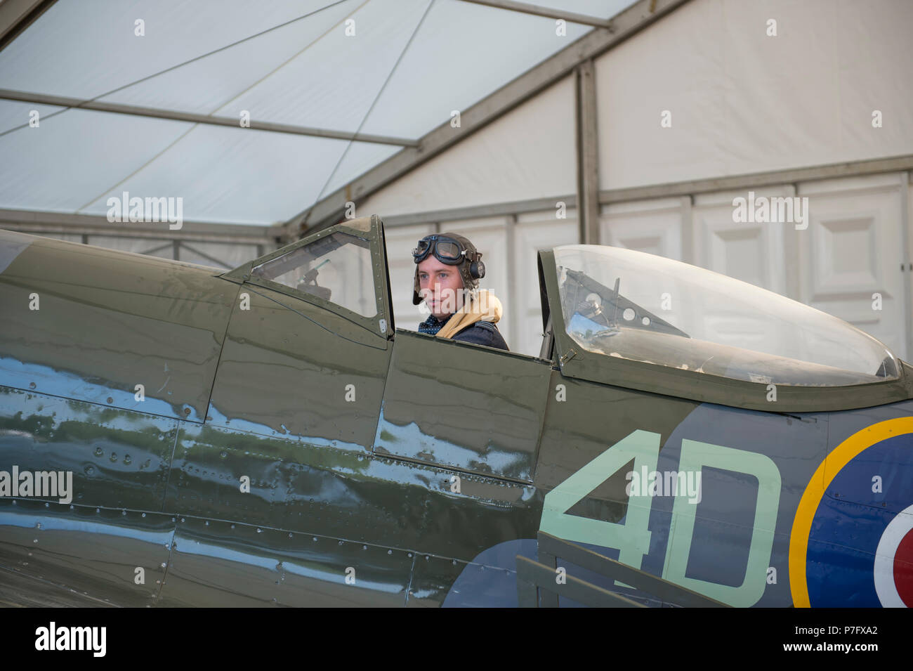 Raf pilot ww2 kit hi-res stock photography and images - Alamy