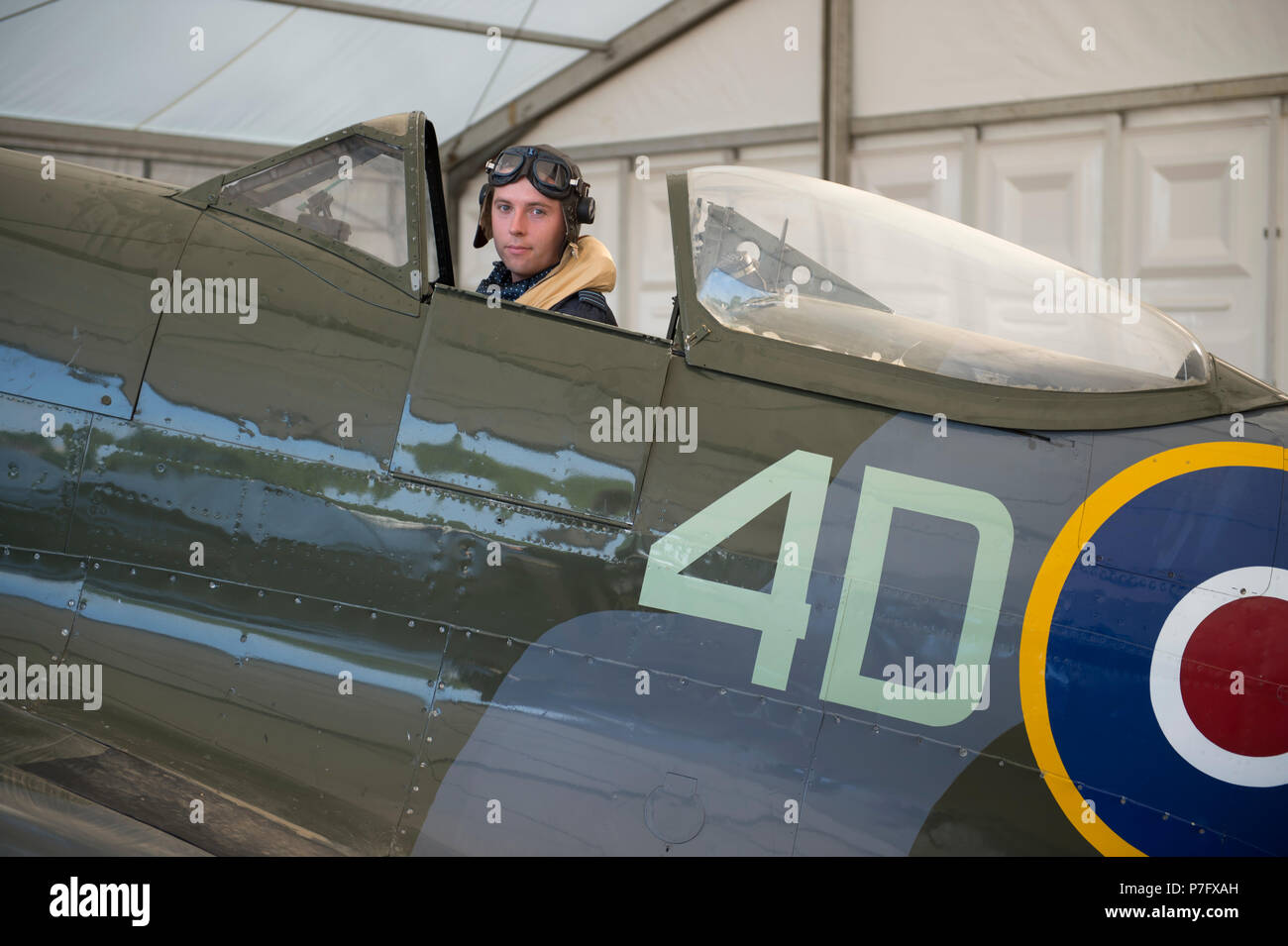 Raf flying kit hi-res stock photography and images - Alamy