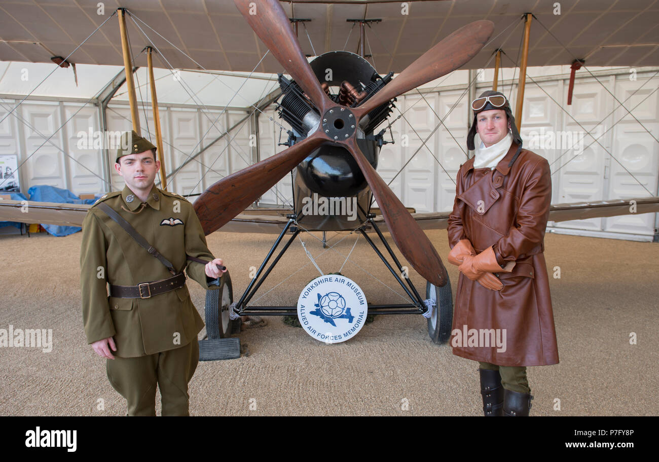 Horse guards parade london uk royal aircraft factory be2 hi-res stock ...