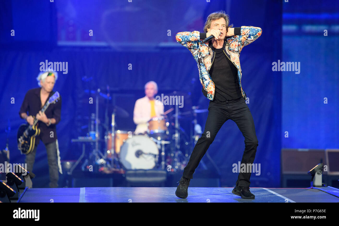 Sebastian Watts High Resolution Stock Photography and Images - Alamy