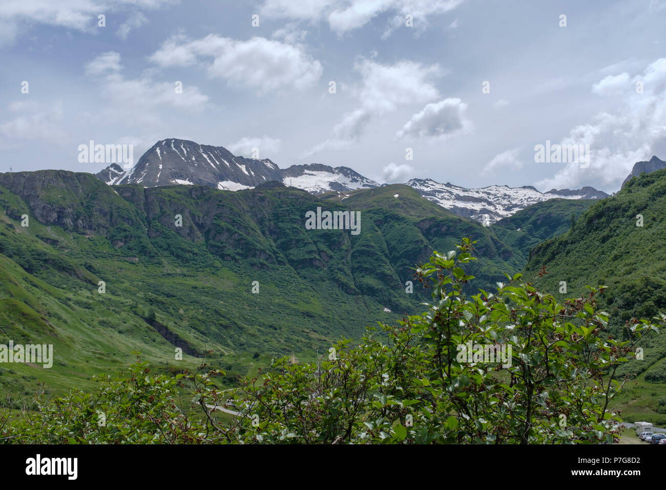 Cloudy alps hi-res stock photography and images - Alamy