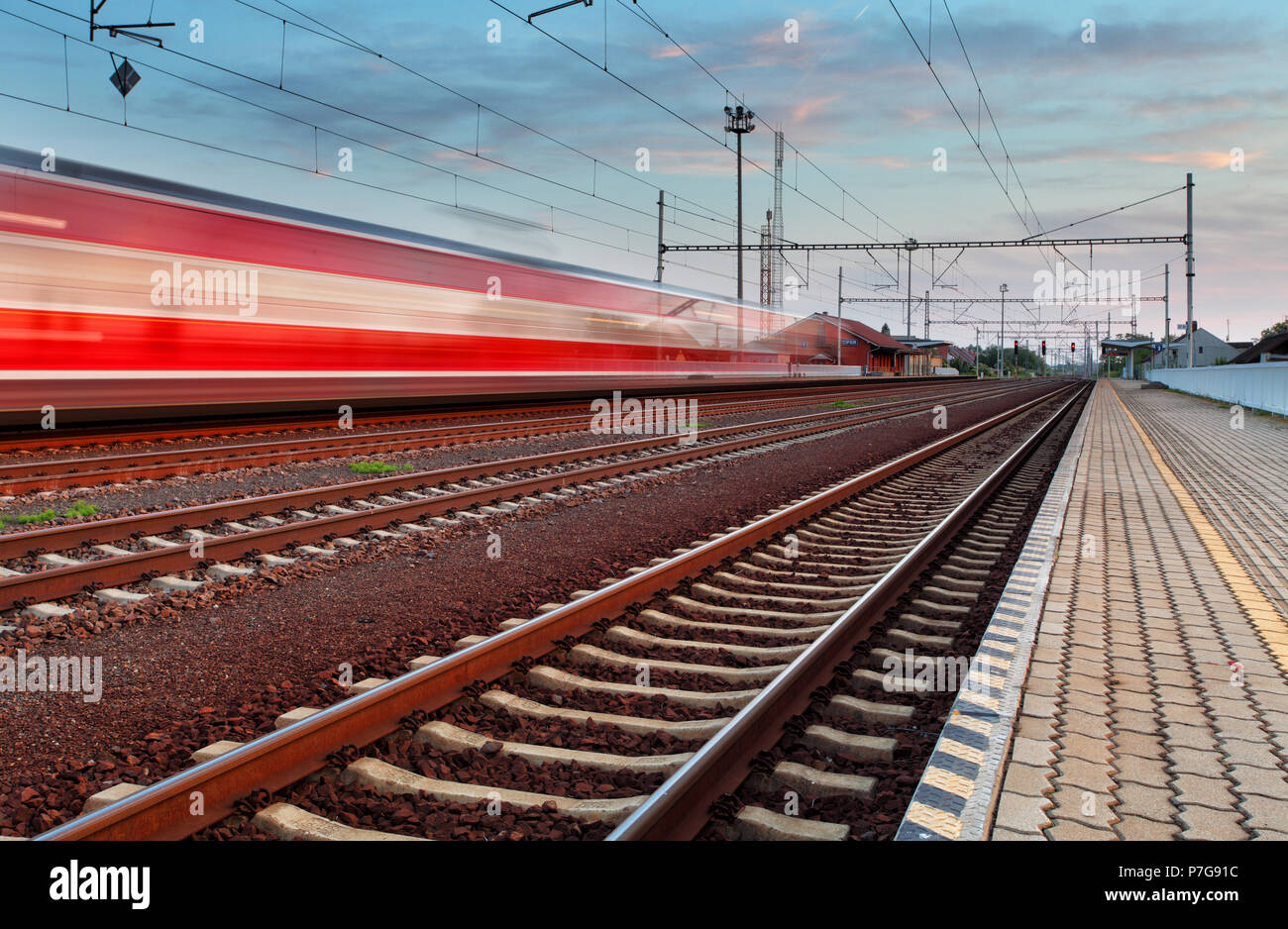 High speed high speed train hi-res stock photography and images - Alamy