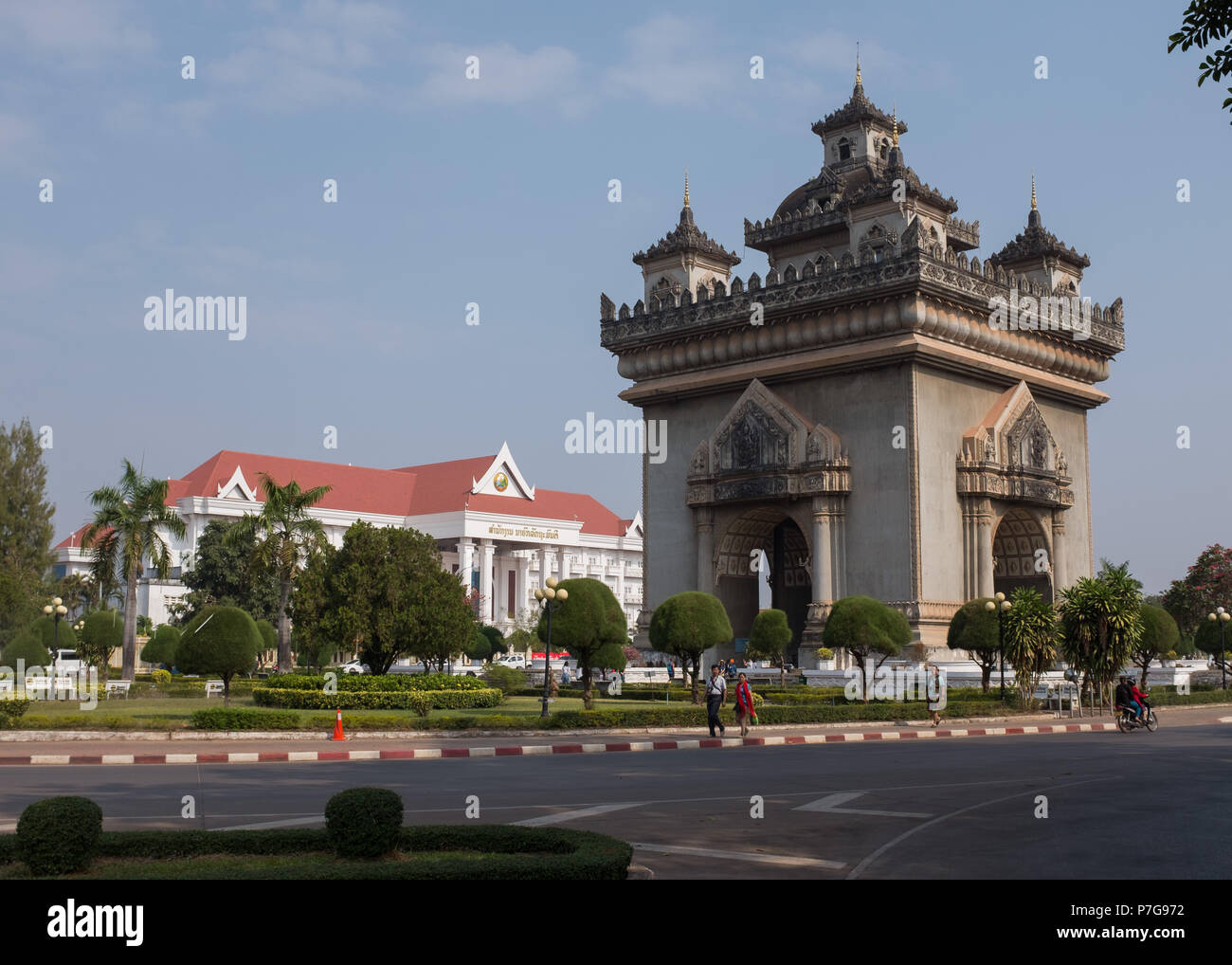 Patuxai monument in the centre of Patuxai Park and Prime Minister's ...