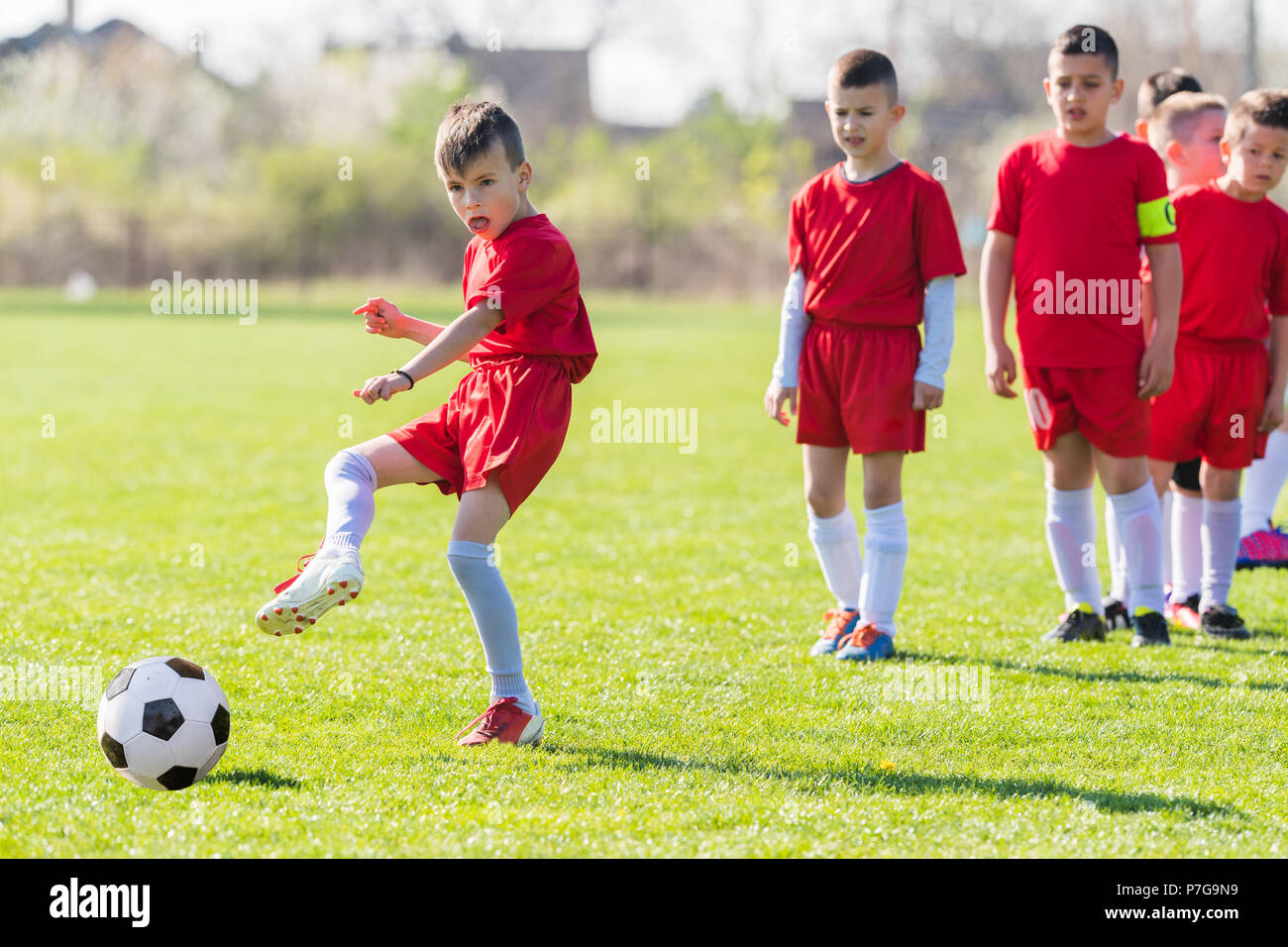 Kids soccer football - small children players exercising before match ...