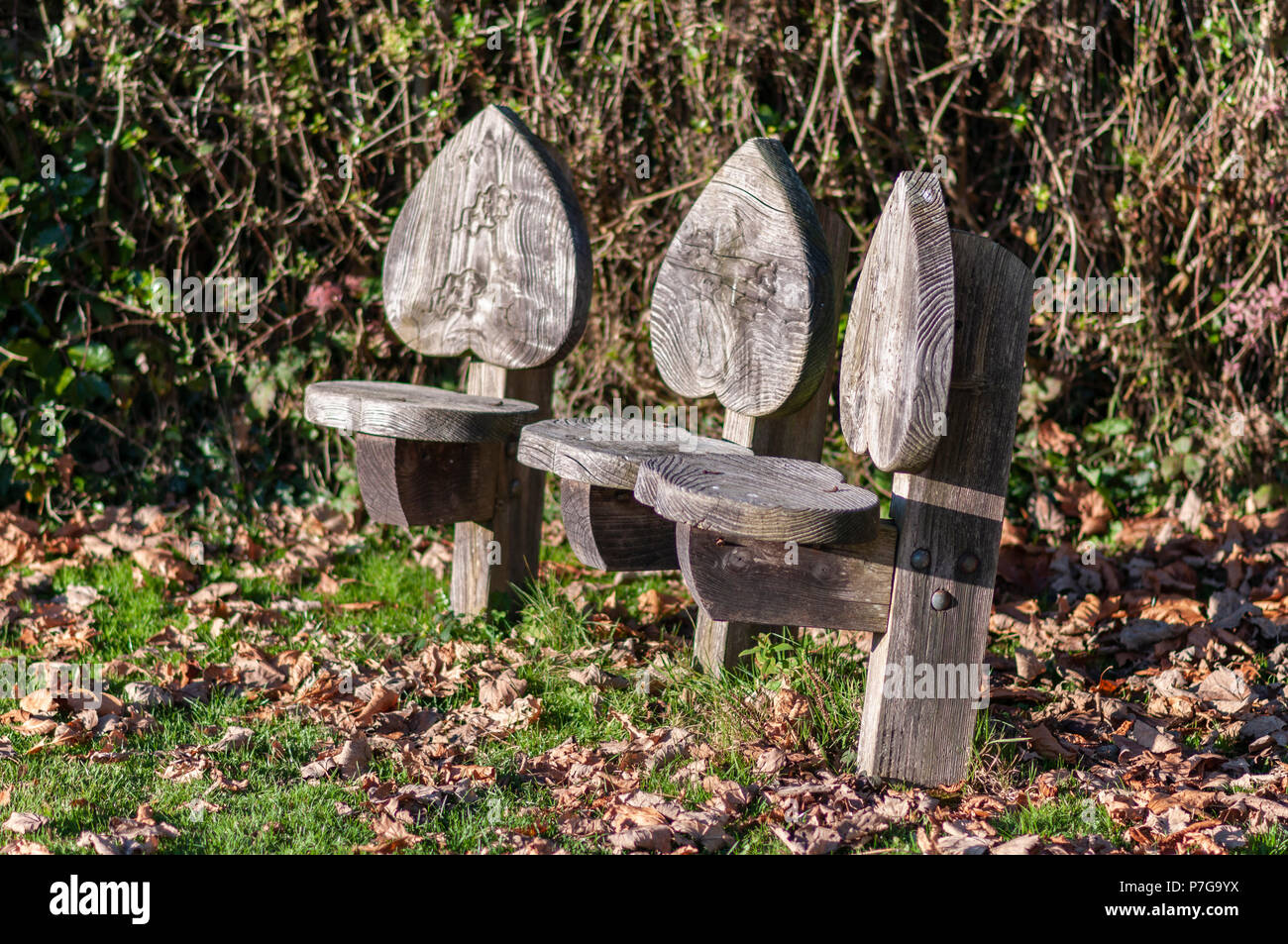 heart shaped wooden bench Stock Photo - Alamy