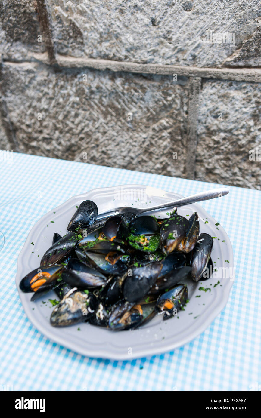 Mussels croatia hi-res stock photography and images - Alamy