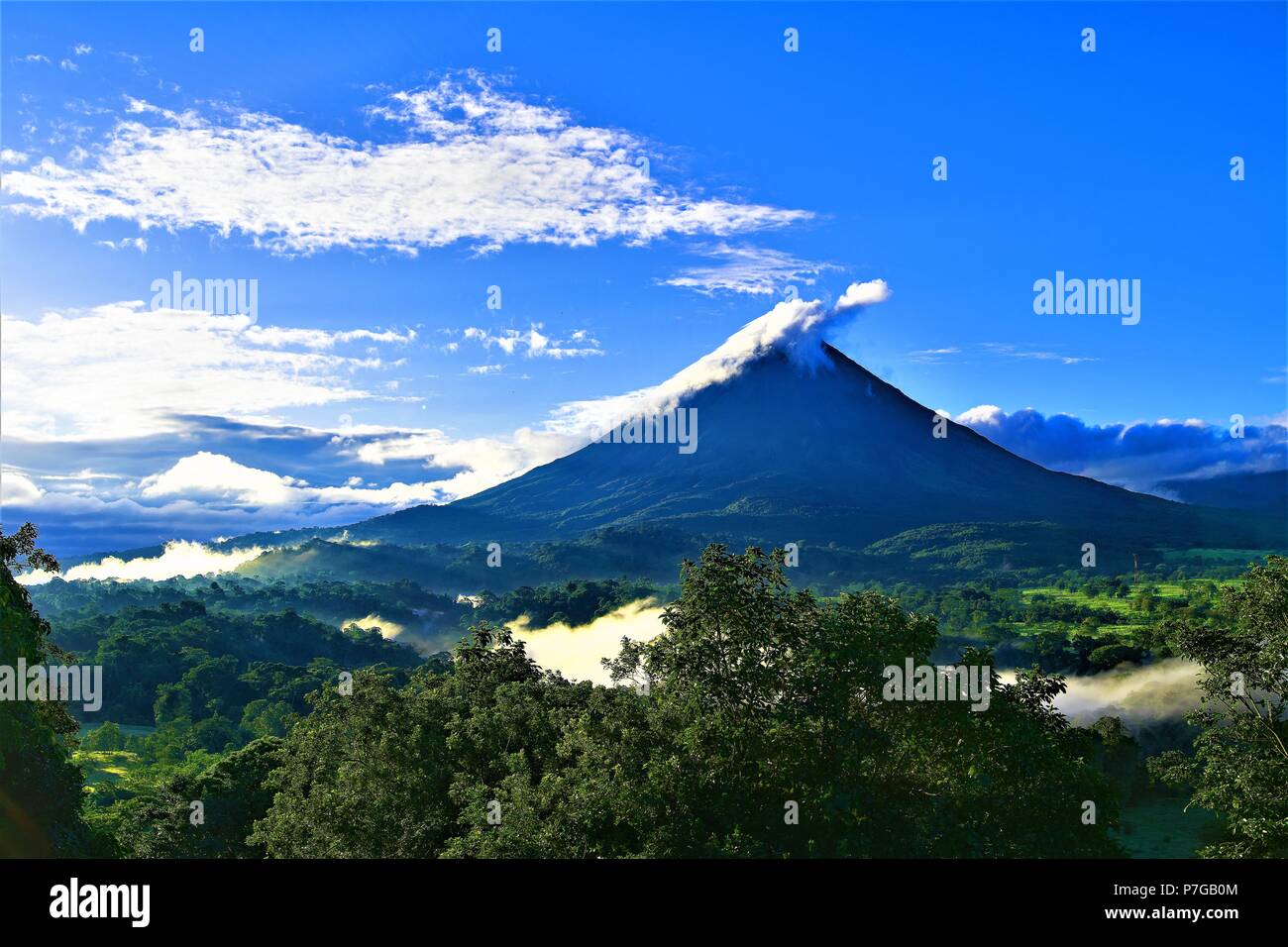 Lakeside doncaster hi-res stock photography and images - Alamy