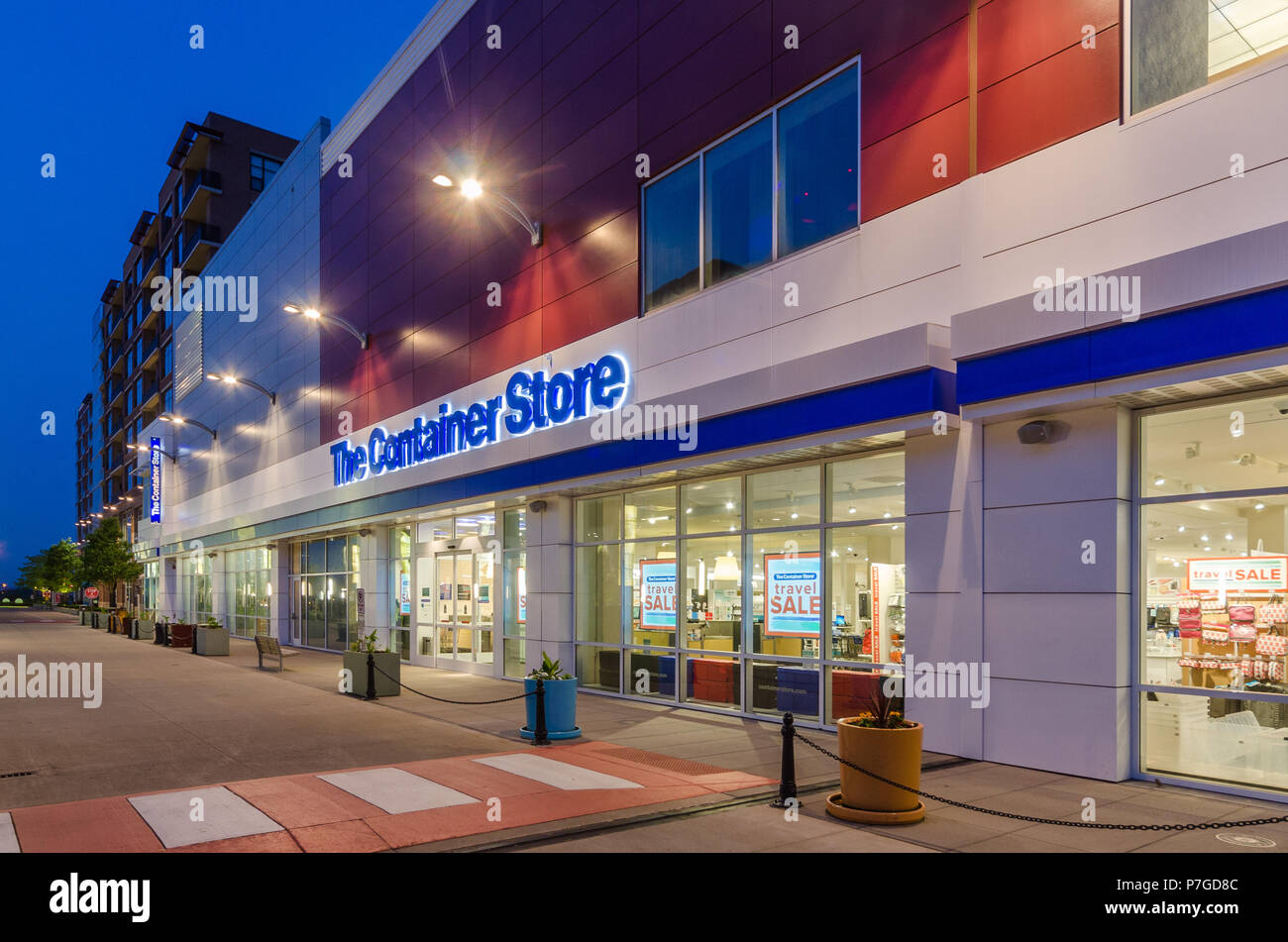Buildings building shops store shop shopping district hi-res stock ...