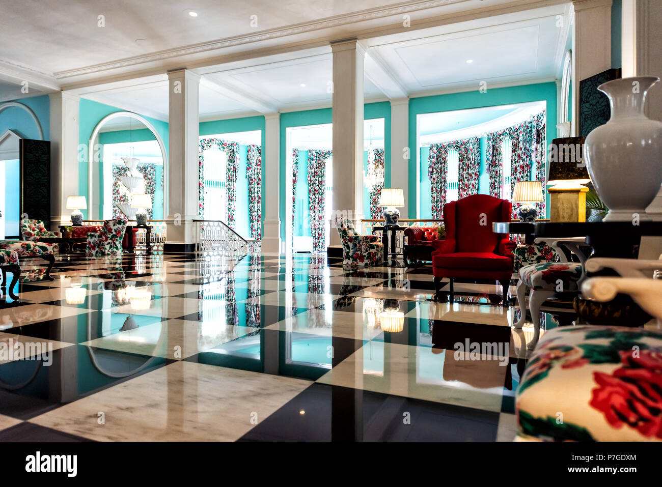 Greenbrier hotel interior hi-res stock photography and images - Alamy