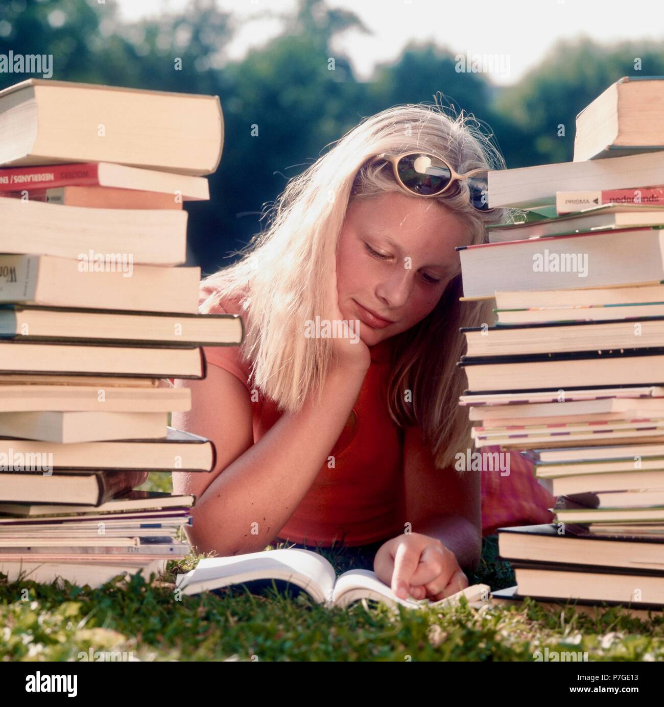 Bibliophile hi-res stock photography and images - Alamy