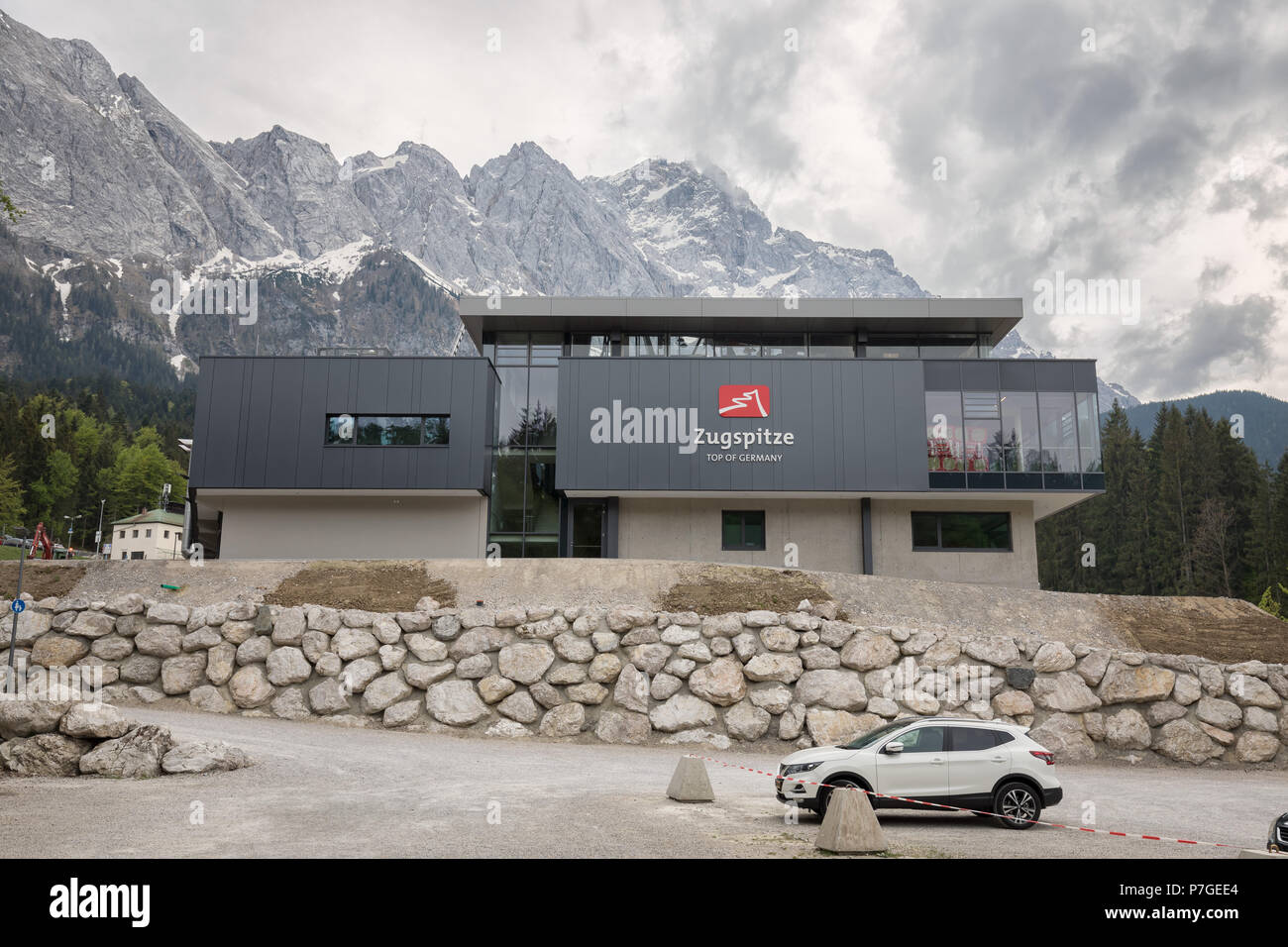 valley station of the new Zugspitze cable car Stock Photo - Alamy