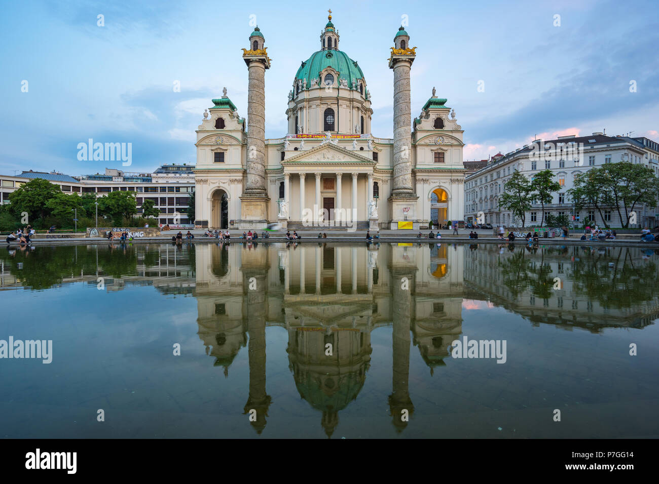 Karlskirche church vienna hi-res stock photography and images - Alamy
