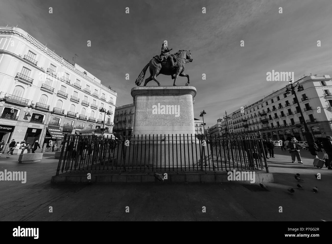 Puerta sol madrid Black and White Stock Photos & Images - Alamy