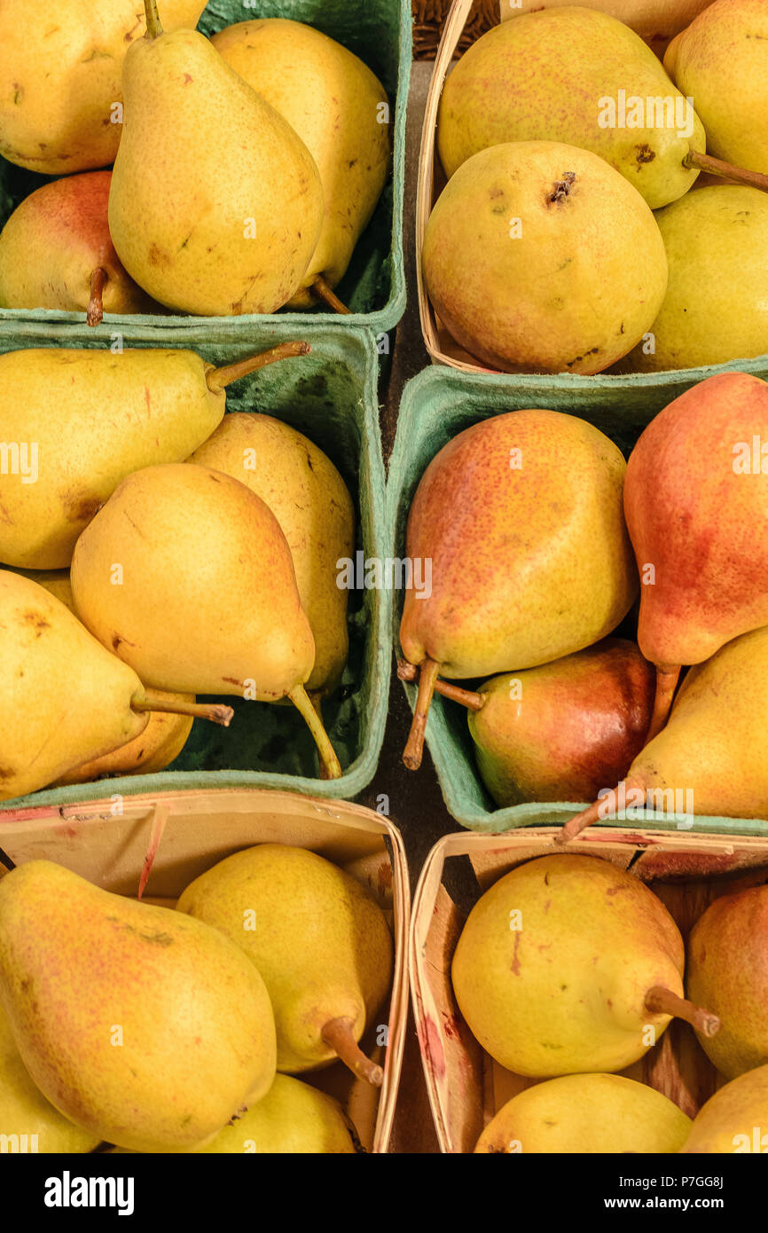 Williams pear hi-res stock photography and images - Alamy