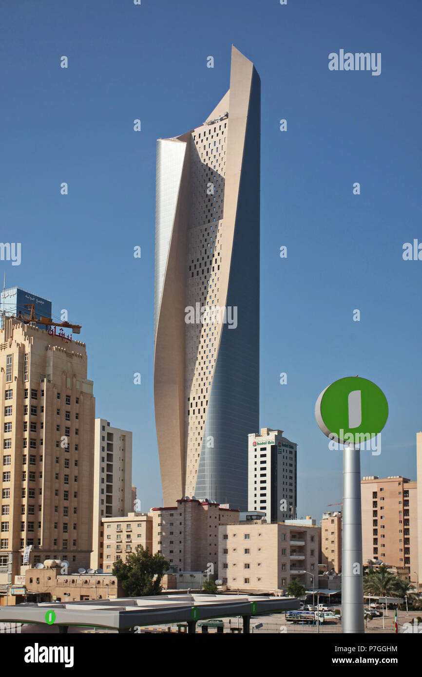 Futuristic skyline cityscape buildings hi-res stock photography and ...