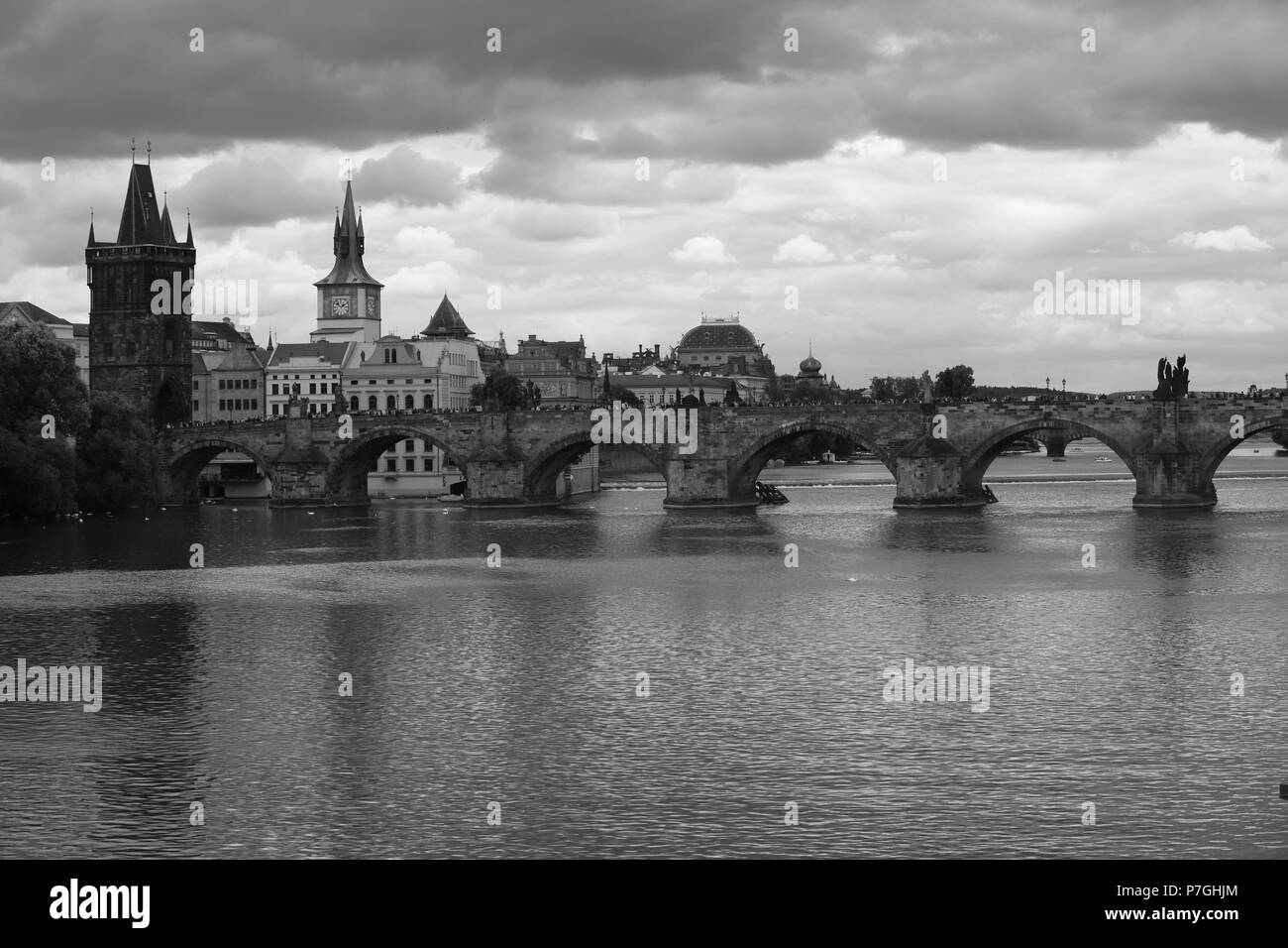 1 tower bridge Black and White Stock Photos & Images - Alamy