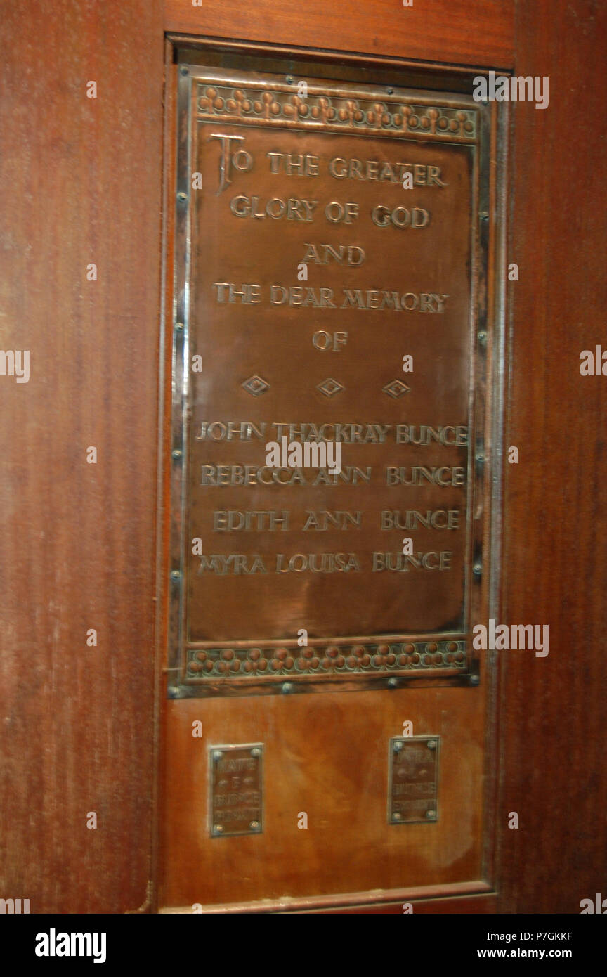 English: Reredos by Kate Bunce (painting; died 1927) and her sister ...