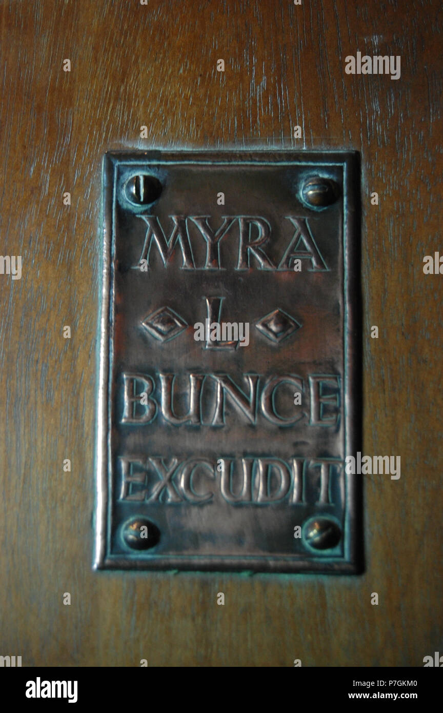 English: Reredos by Kate Bunce (painting; died 1927) and her sister ...