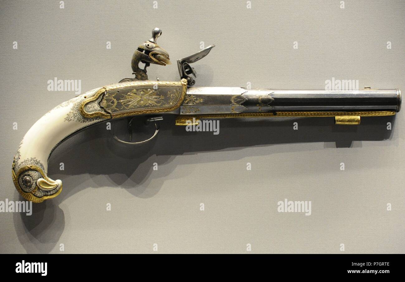 Flintlock mechanism hi-res stock photography and images - Alamy