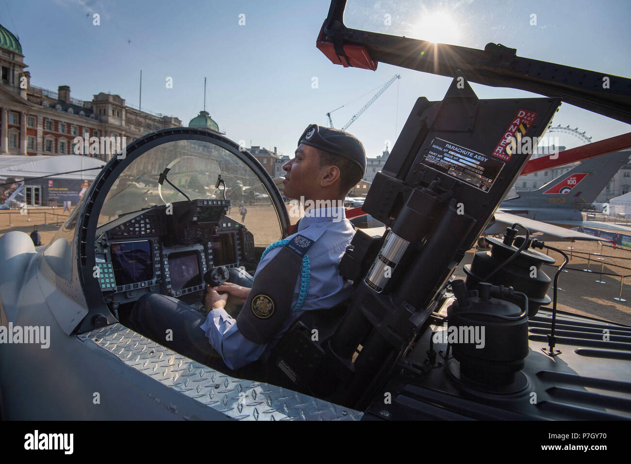 Eurofighter typhoon fgr4 on show horse guards parade hi-res stock ...