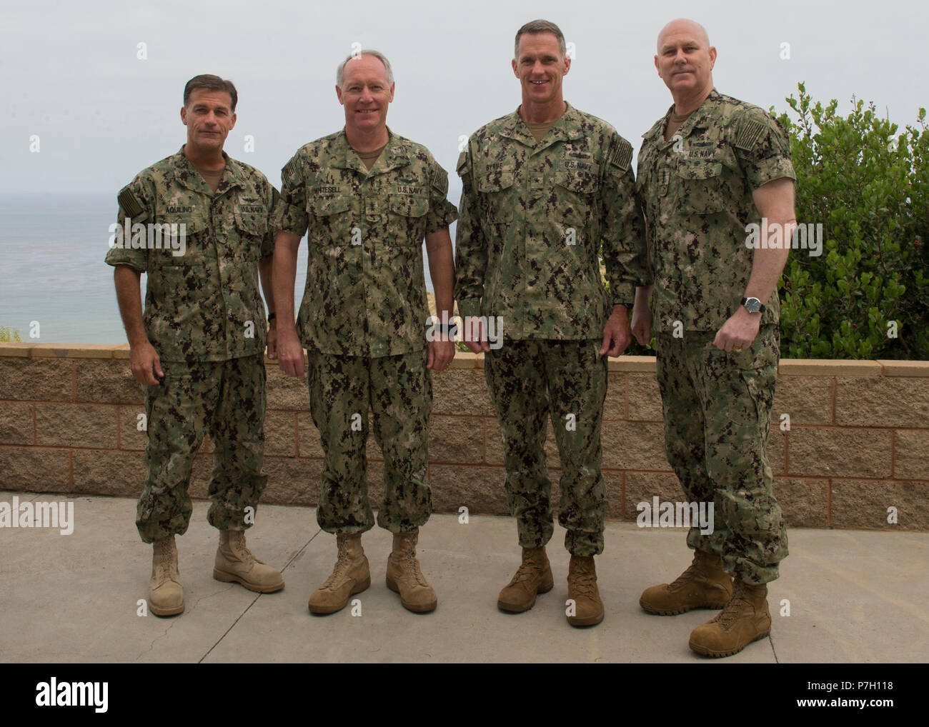 4 star navy admiral hi-res stock photography and images - Alamy