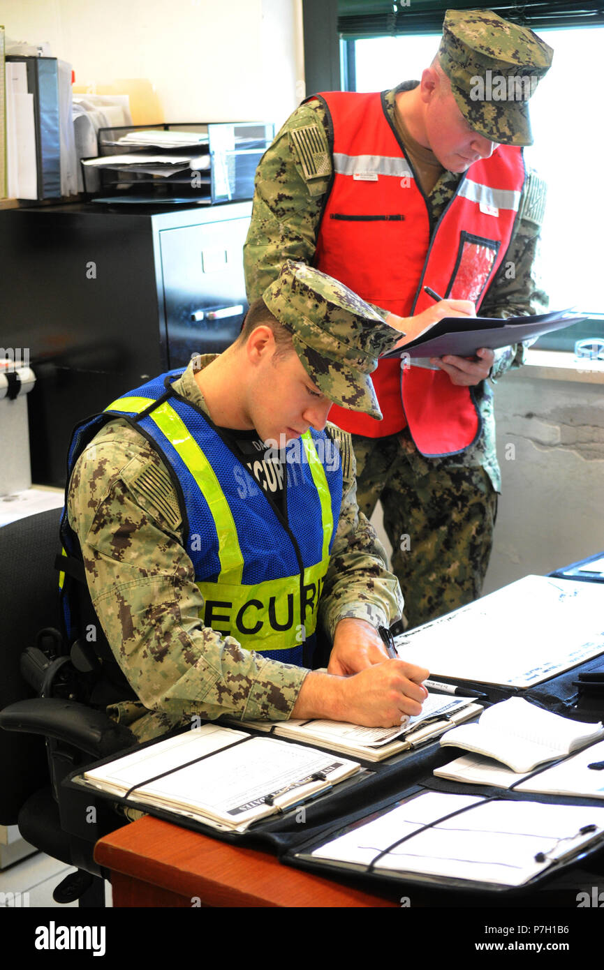 Procedural documents hi-res stock photography and images - Alamy