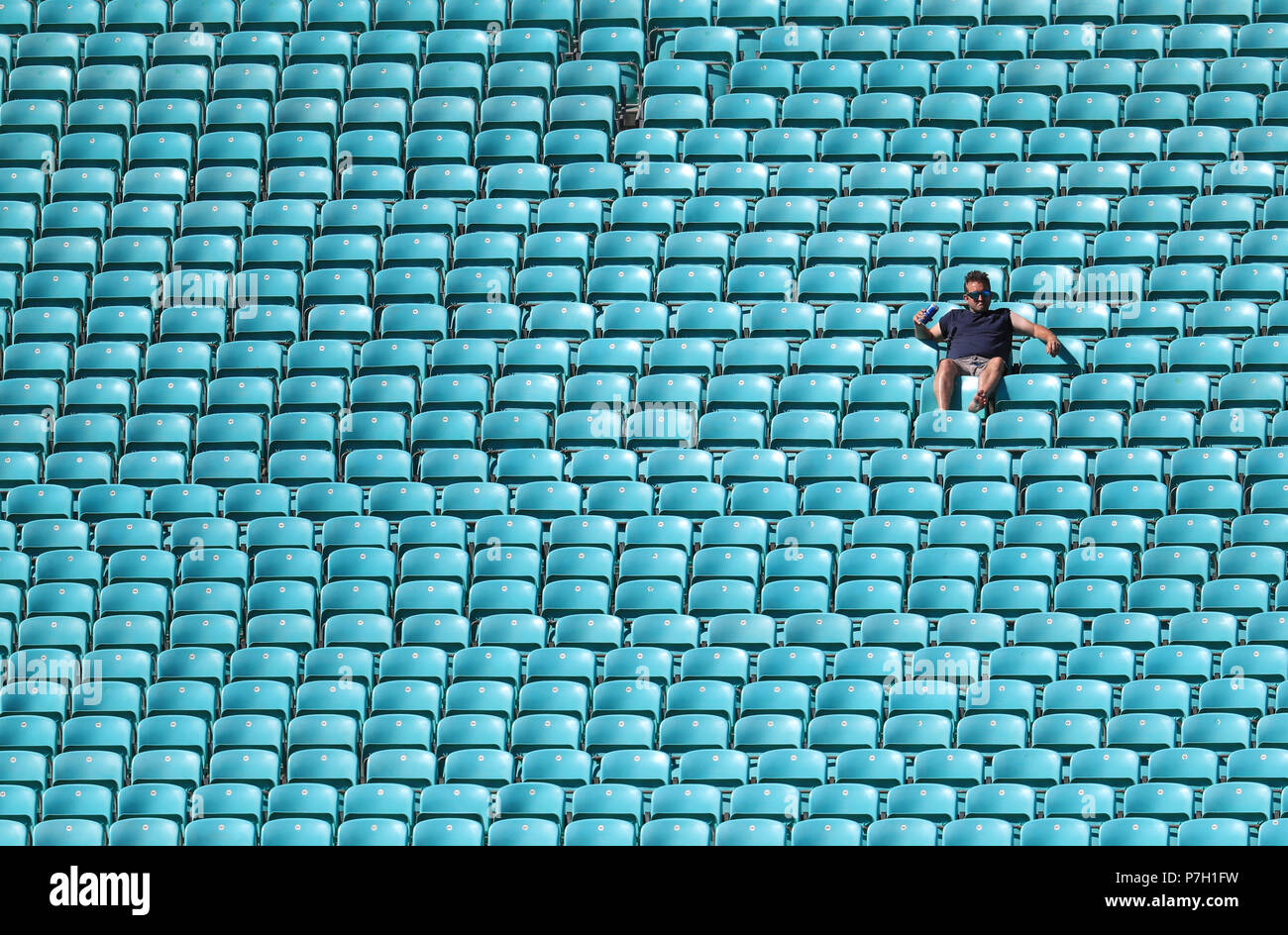 Is a single hi-res stock photography and images - Alamy