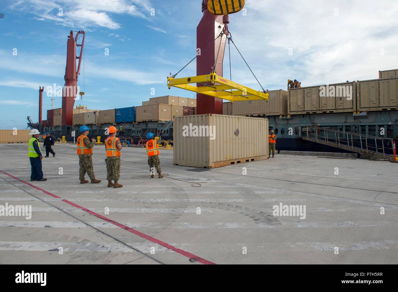 Load ammo cans hi-res stock photography and images - Alamy