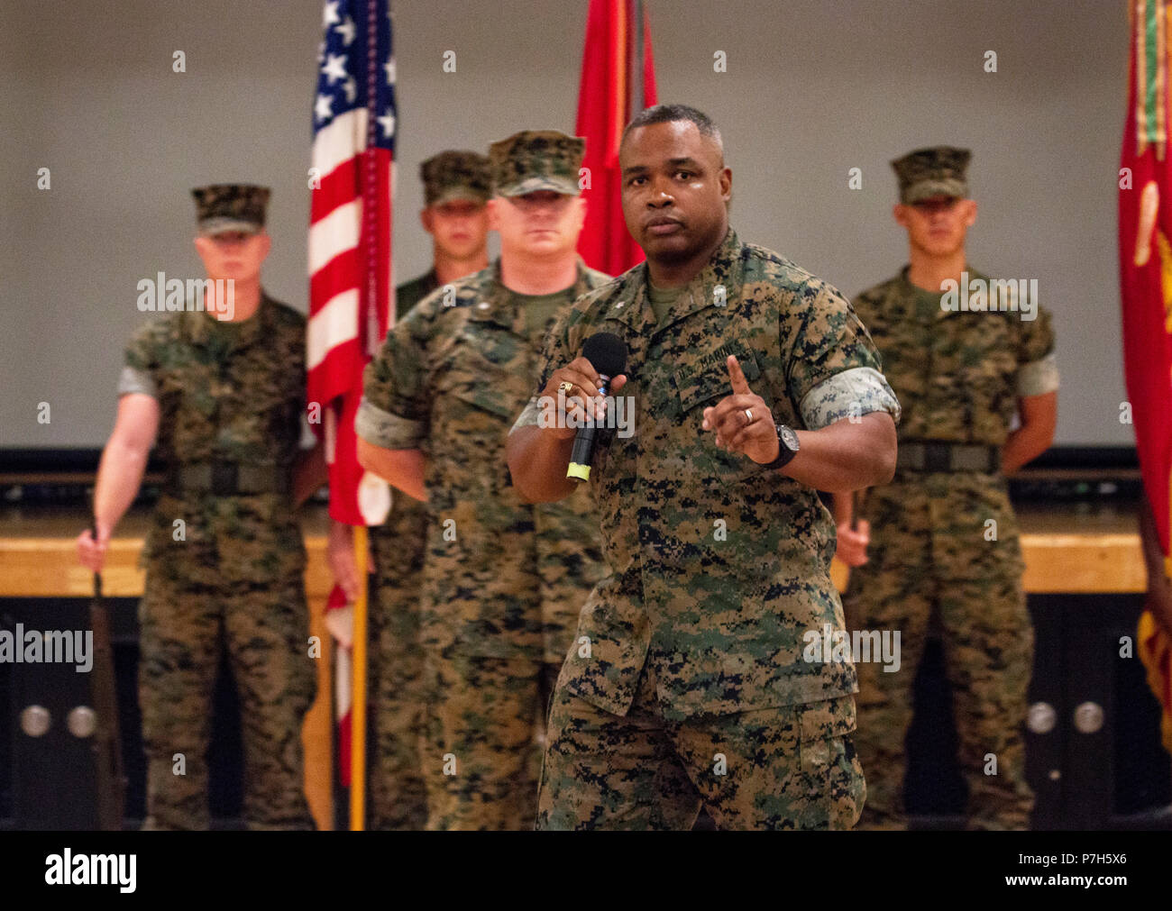 Combat logistics regiment 35 clr 35 on camp kinser hi-res stock photography and images - Alamy