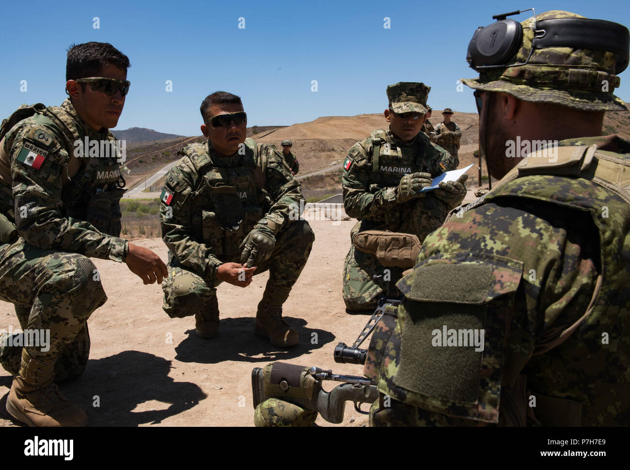 Royal marines sniper hi-res stock photography and images - Alamy