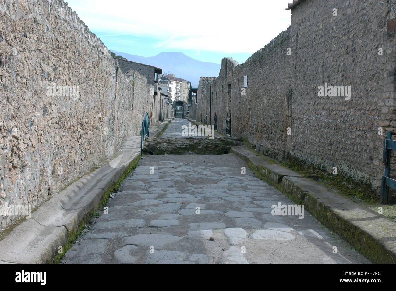 CALLE DE POMPEYA. Location: EXTERIOR, ITALIA Stock Photo - Alamy
