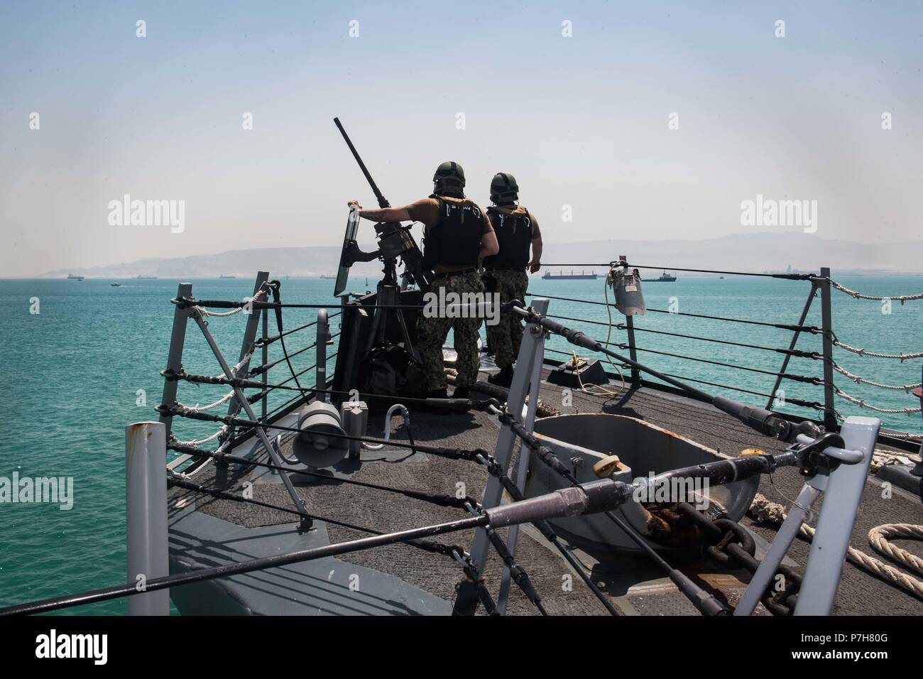 Destroyer harbin hi-res stock photography and images - Alamy