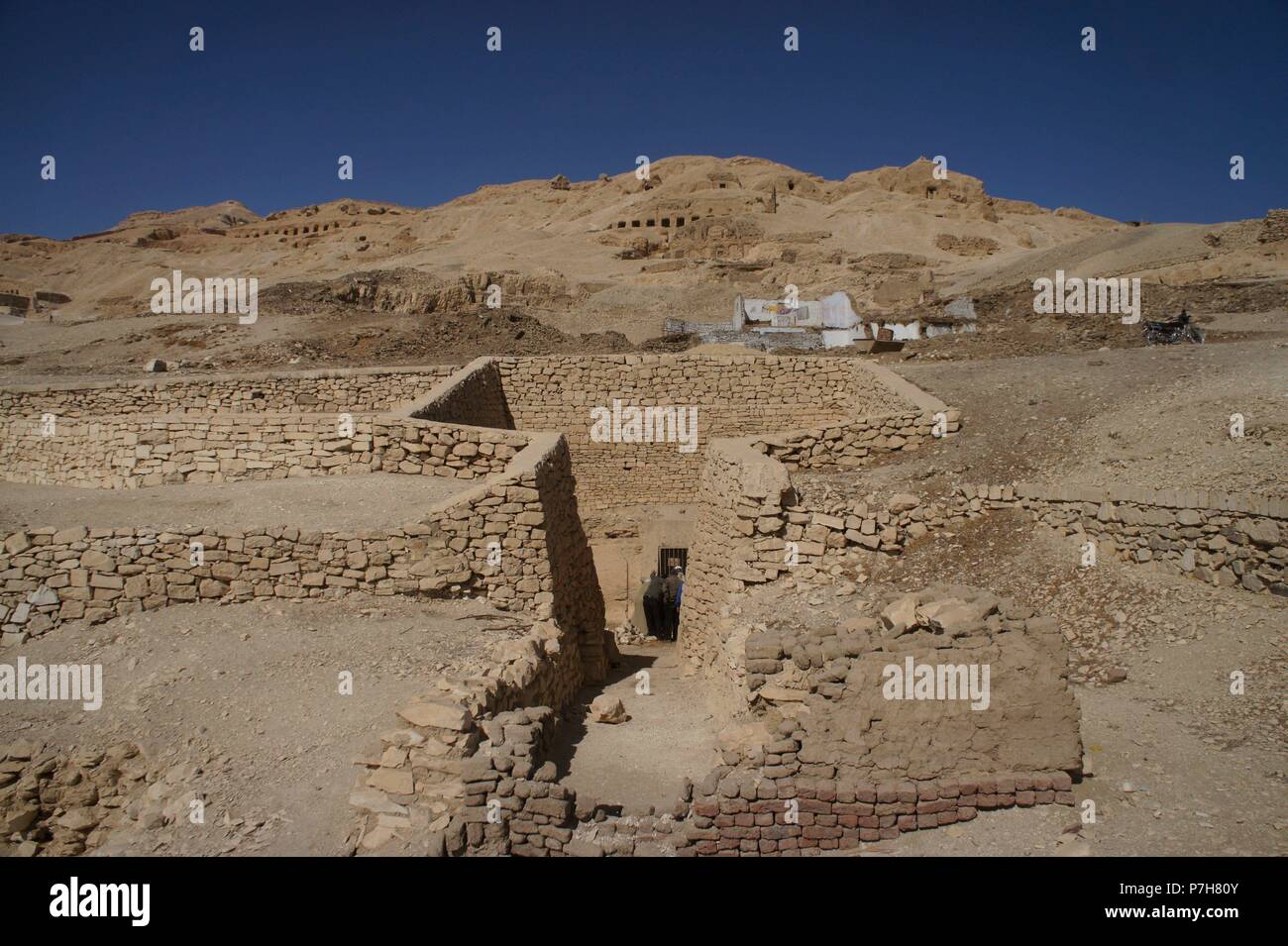 Tumba tt hi-res stock photography and images - Alamy