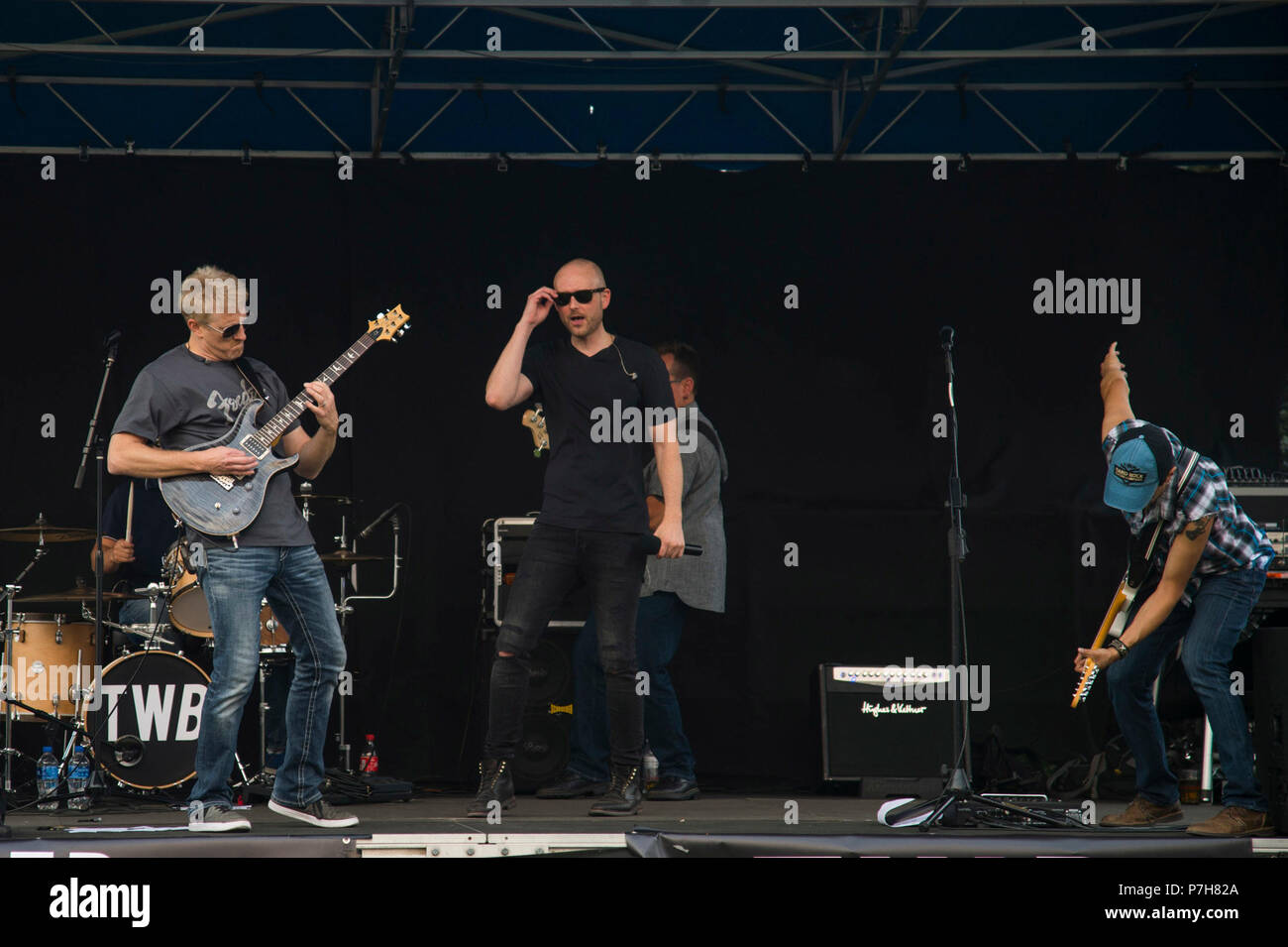 Members of The Tyler Walker Band perform a concert for Team Buckley ...
