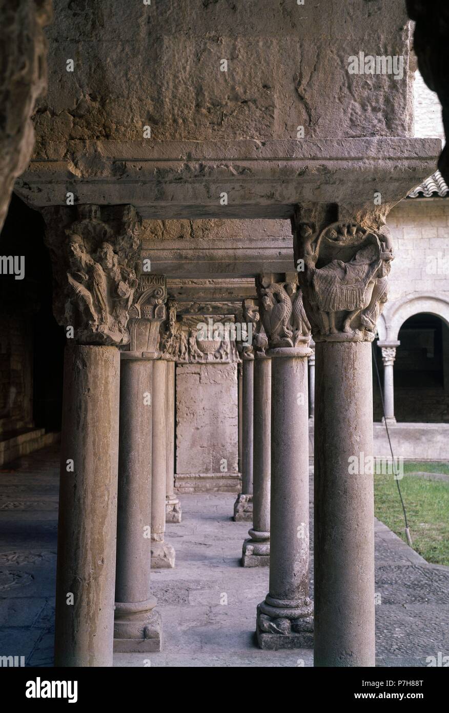 CLAUSTRO ROMANICO DE LA CATEDRAL DE GERONA - SIGLO XII. Location ...