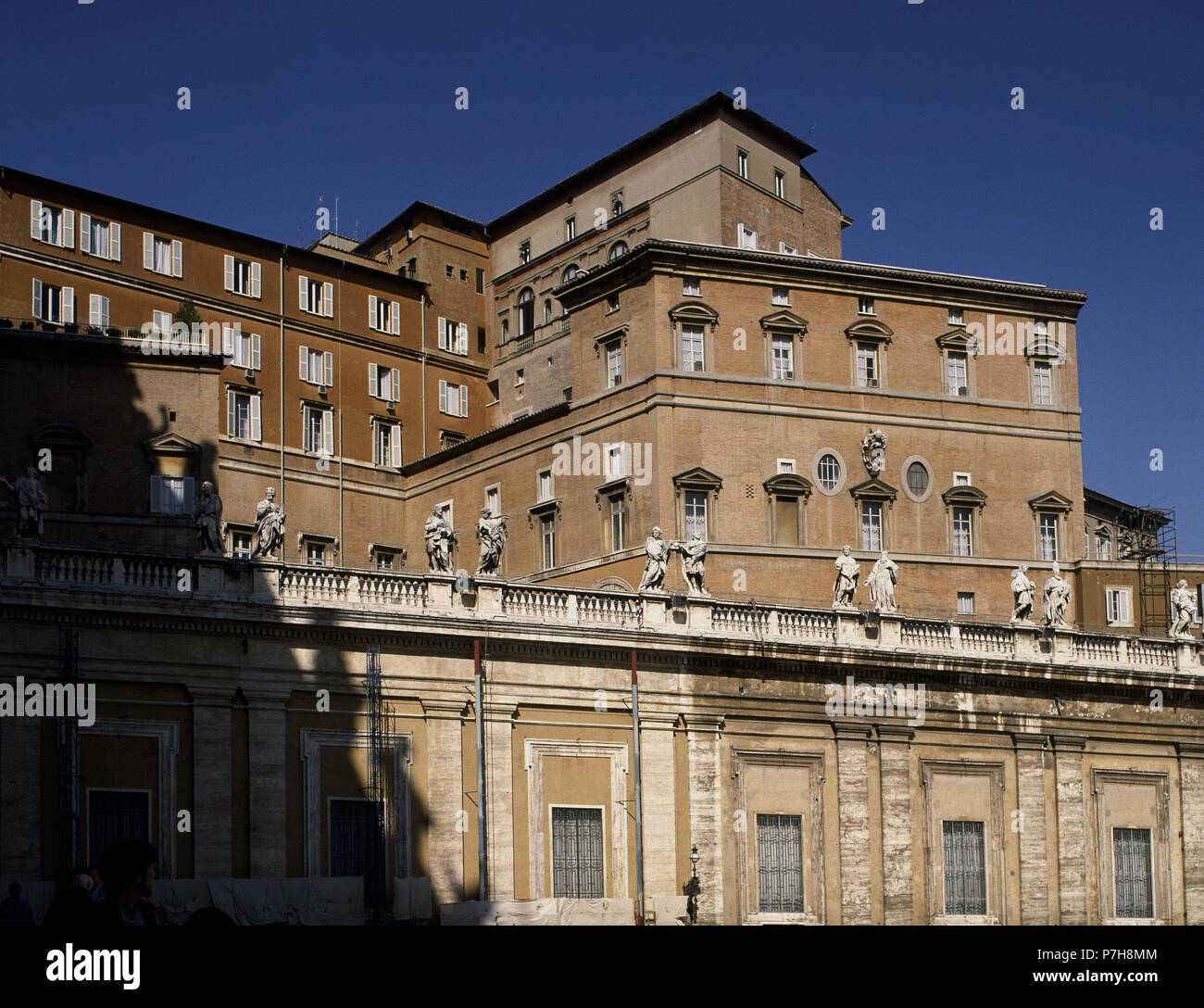 PALACIO APOSTOLICO-EL ULTIMO PISO ES EL APARTAMENTO DEL PAPA. Location ...