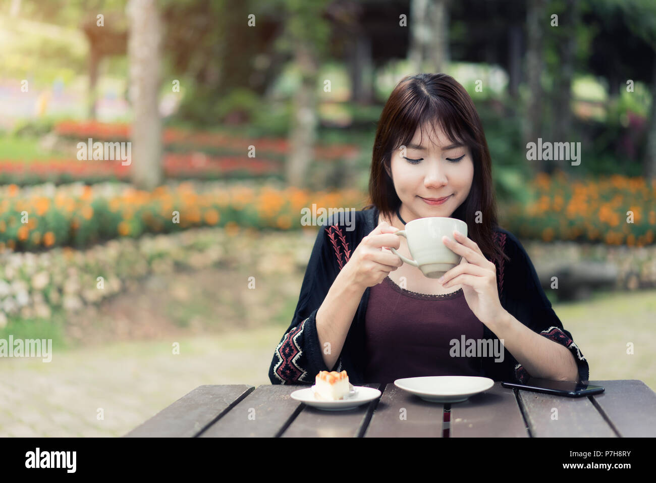 Asian refresh hi-res stock photography and images - Alamy