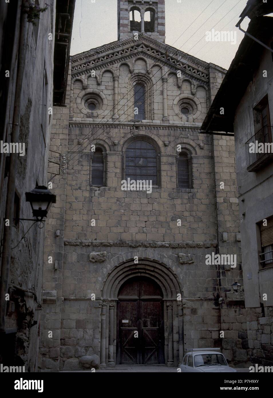 CATEDRAL DE SANTA MARIA - CATEDRAL ROMANICA CON INFLUENCIAS DEL ESTILO ...