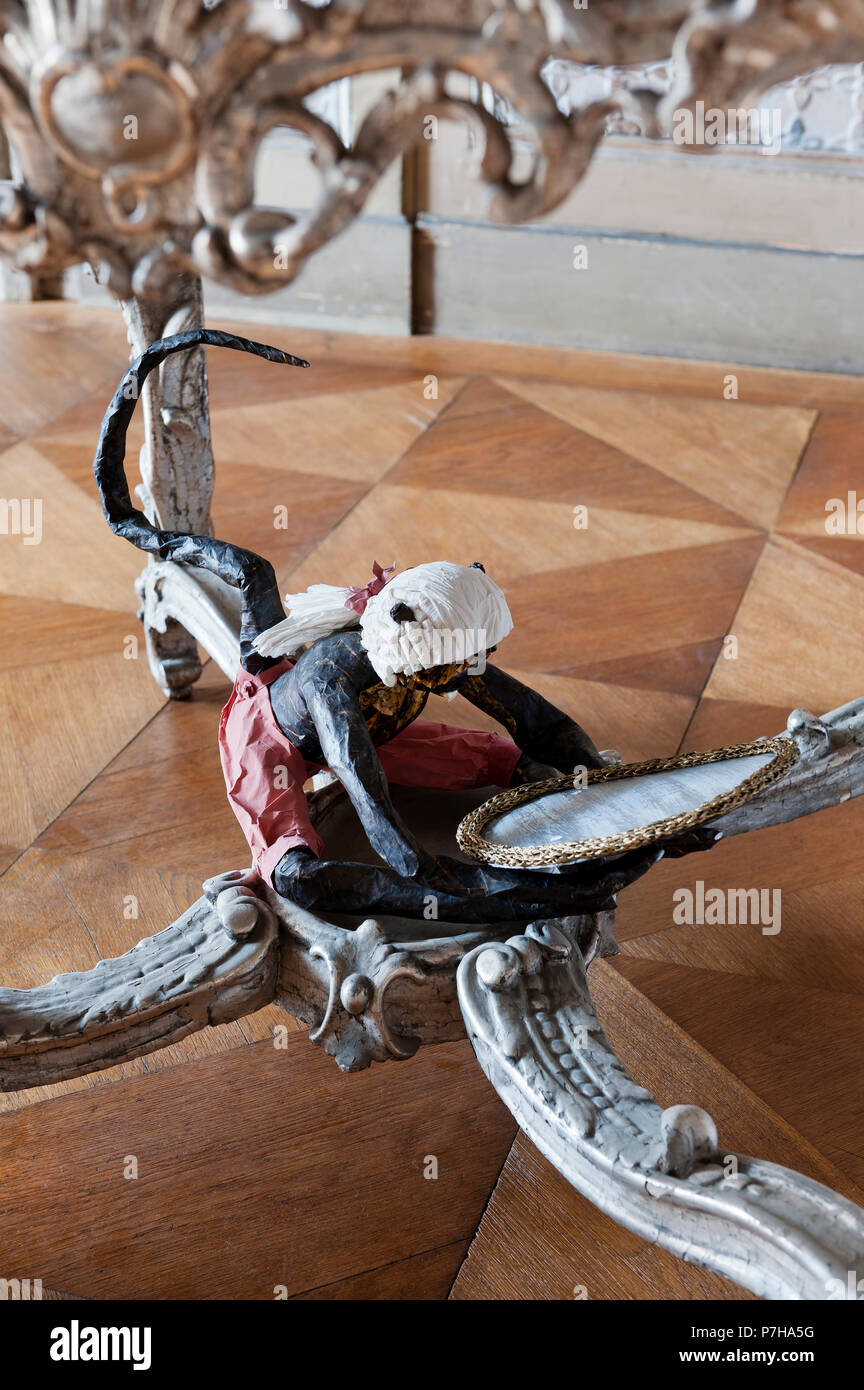 Paper sculpture of monkey Stock Photo - Alamy