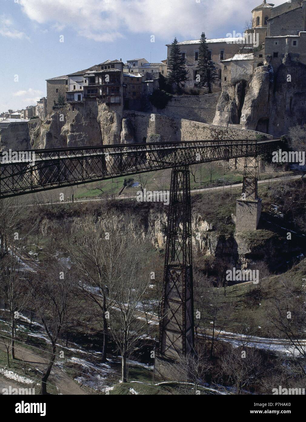 PUENTE DE SAN PABLO CONSTRUIDO EN 1902 SOBRE EL RIO HUECAR. Location ...
