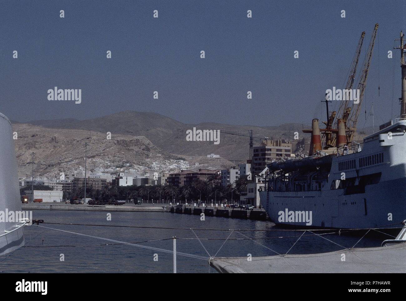Muelle de barco muelle de barco hi-res stock photography and images - Alamy