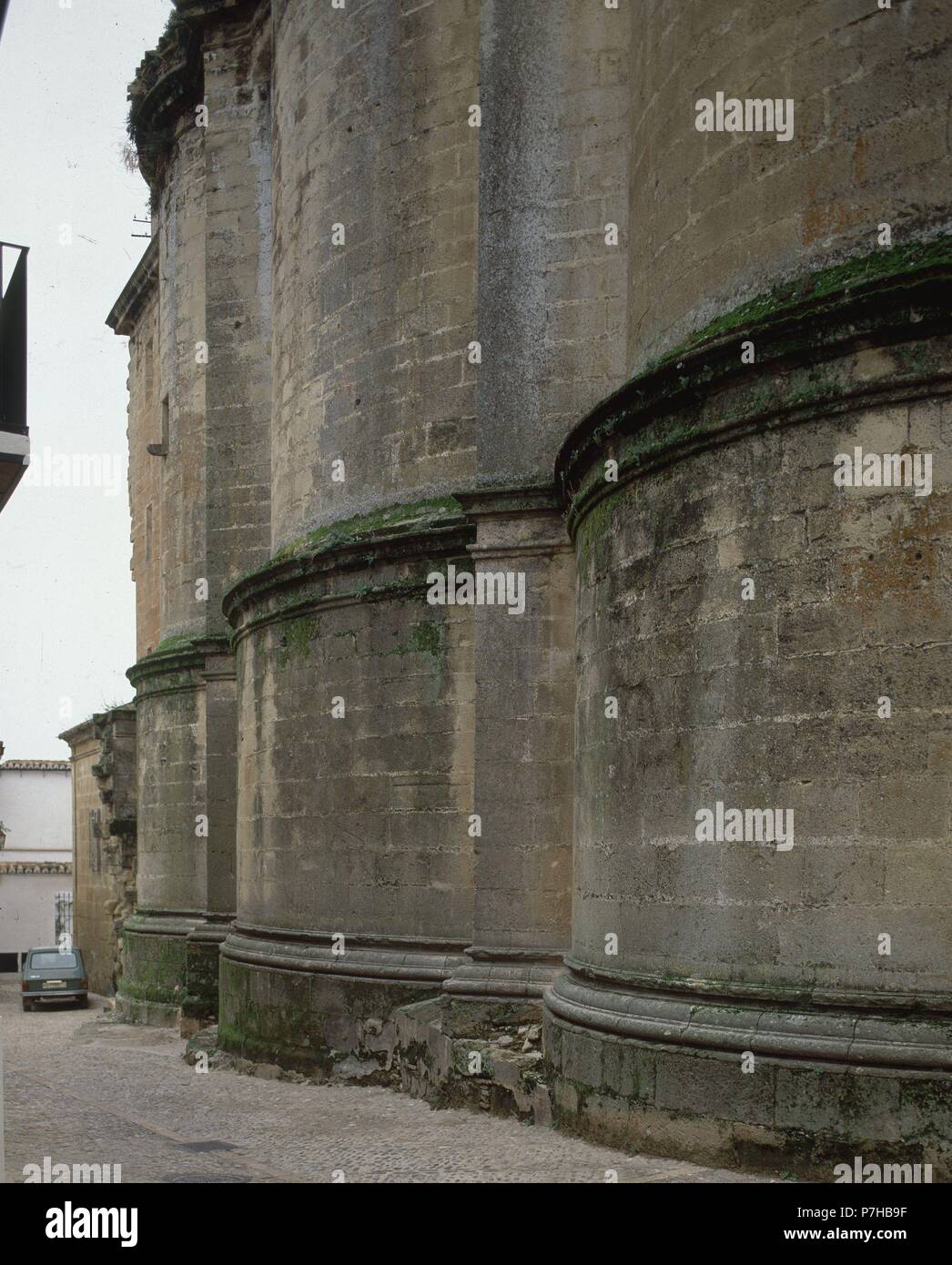 Absides hi-res stock photography and images - Alamy