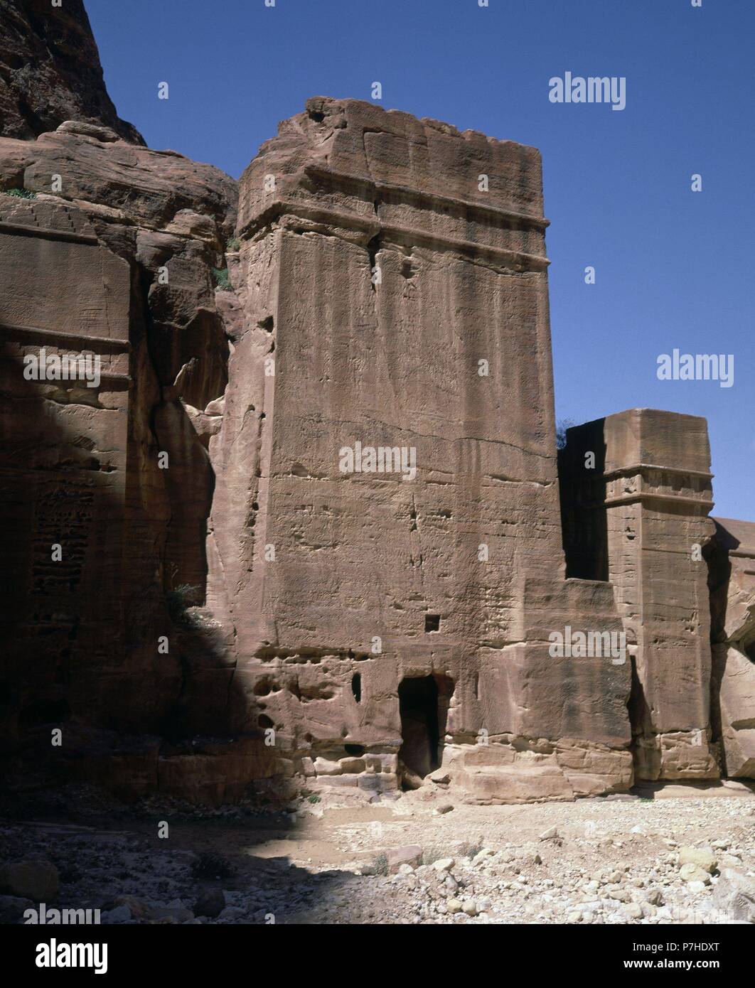 TUMBAS EN EL MONTE SAGRADO "EN-NEJR". Location: EXTERIOR, PETRA Stock ...