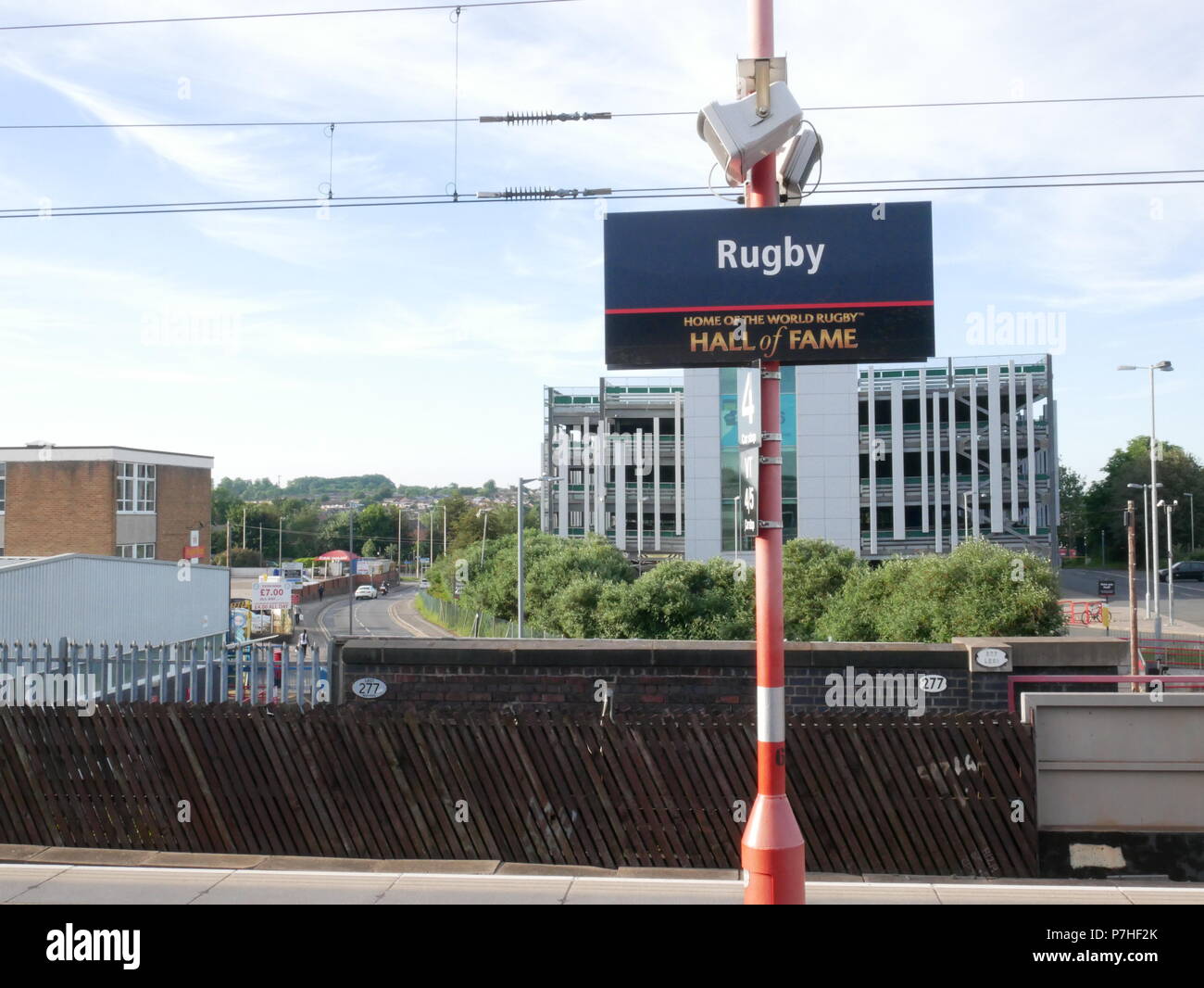 Rugby station hi-res stock photography and images - Alamy
