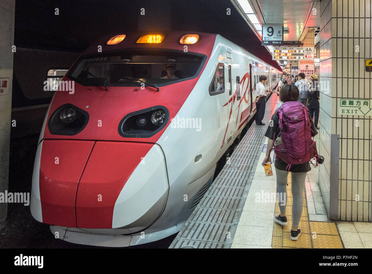 train,rail,railway,transport,transportation,express,train,from,Taipei ...