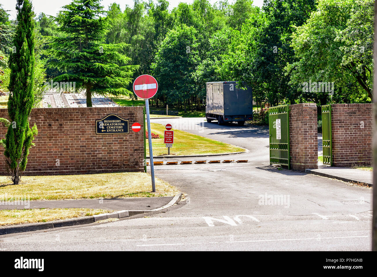 Crematorium sign hi-res stock photography and images - Alamy