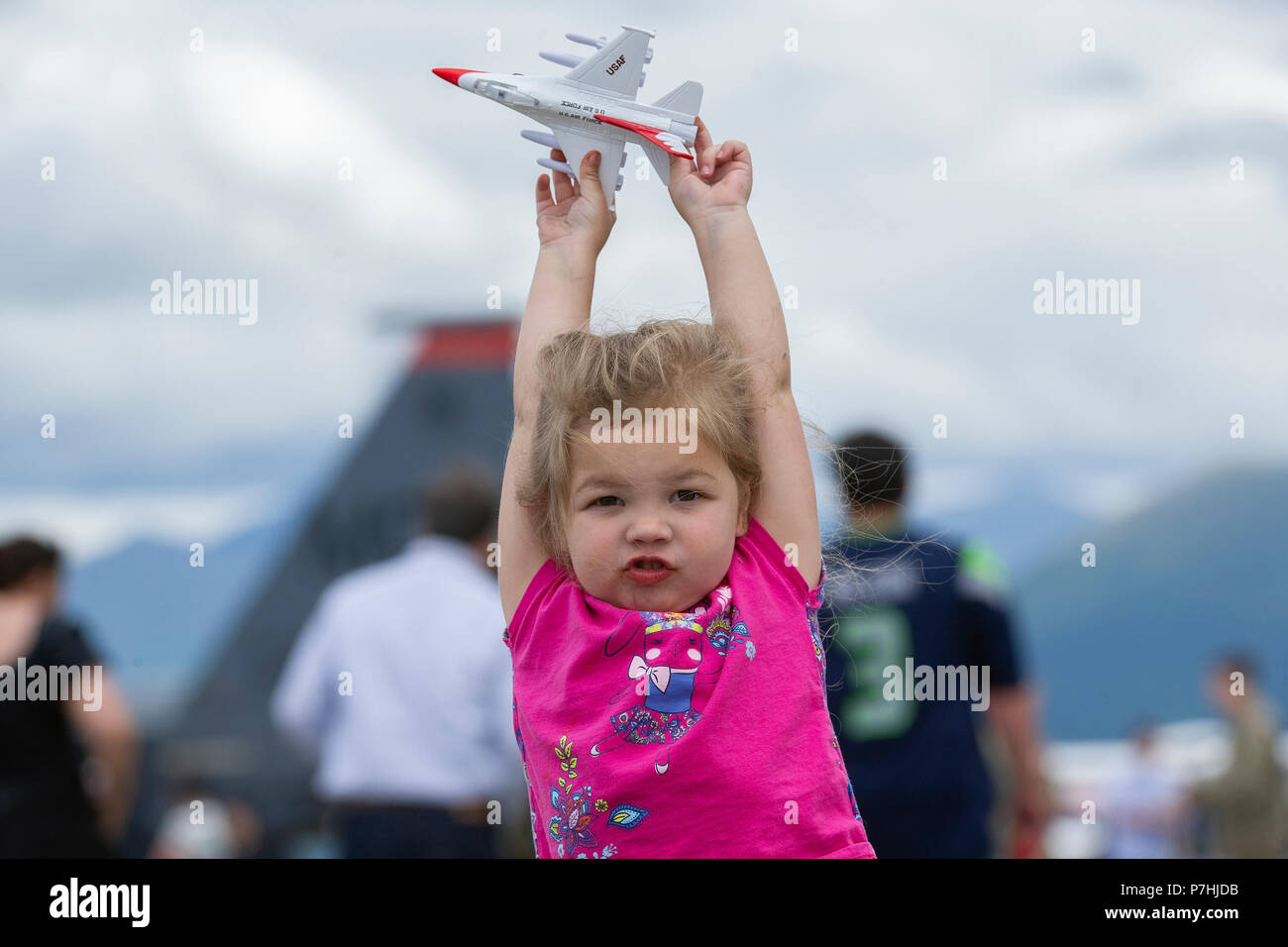 Kathryn Rast, 3, daughter of Air Force Master Sgt. Christopher Rast ...
